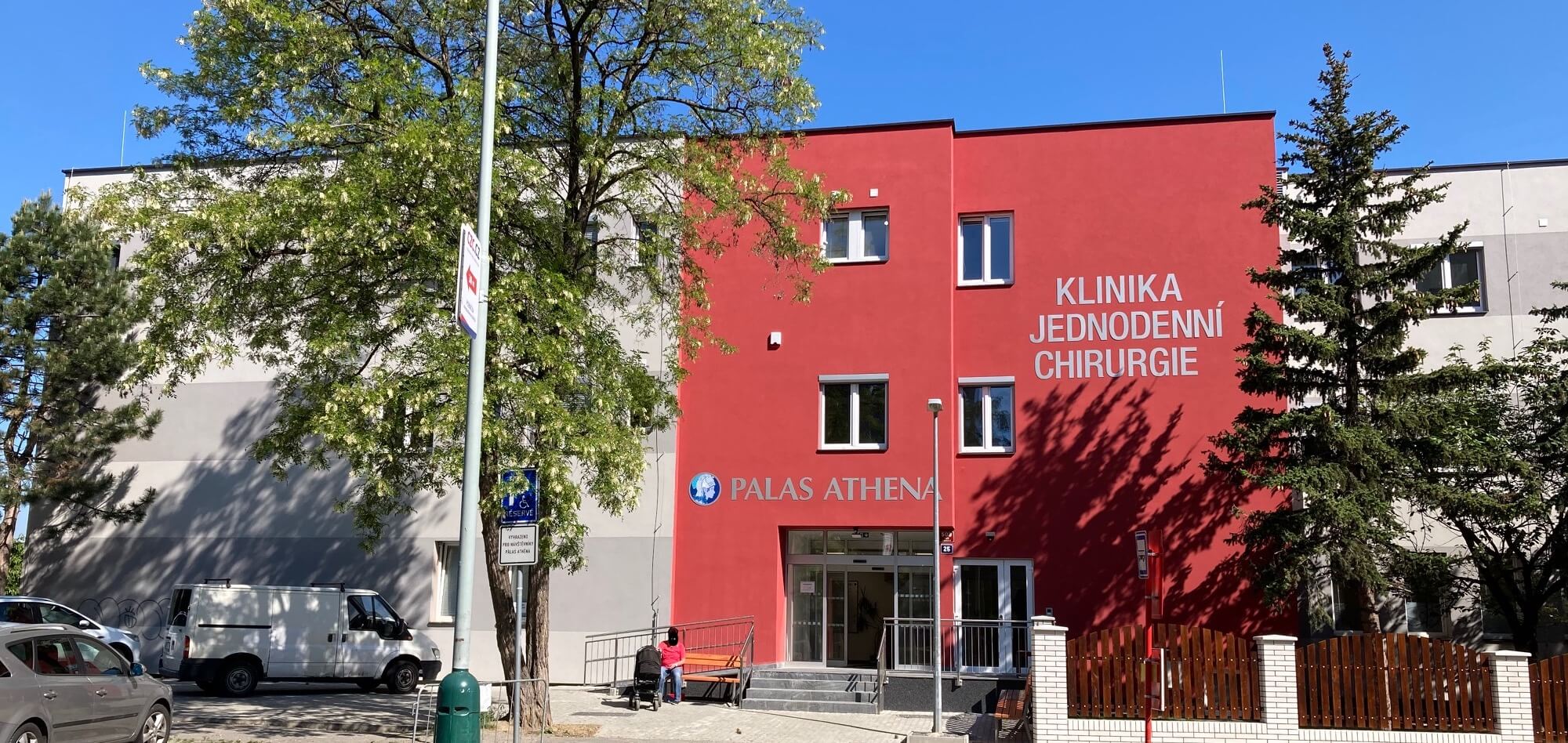 Kontakt – Palas Athena